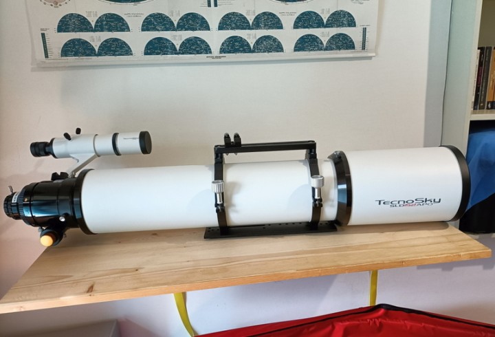 VENDO: TECNOSKY TRIPLETTO APO SLD 152/1216 LANTHANUM | Astrosell