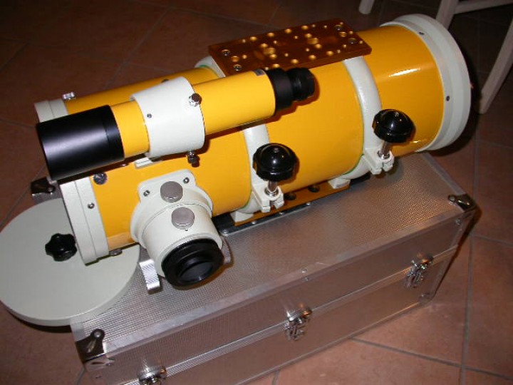 VENDO: Tubo Ottico Takahashi Epsilon, diametro 160 mm. f./3,3. | Astrosell