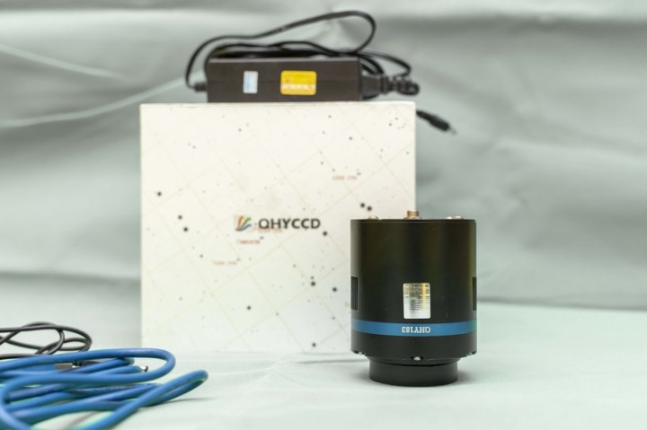 VENDO: Camera CMOS Qhy 183c raffreddata | Astrosell