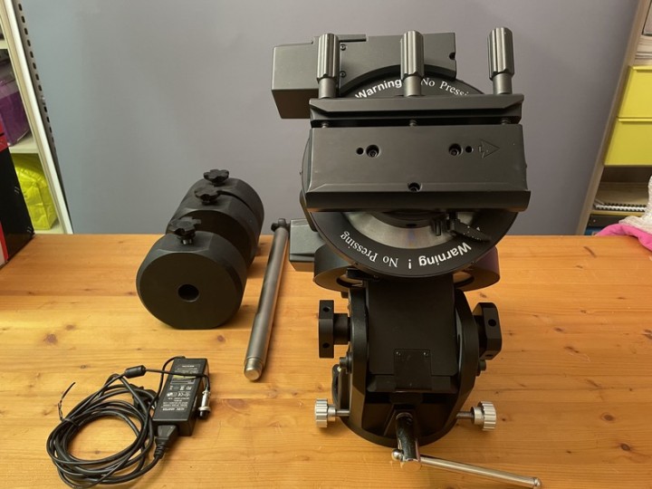 VENDO: Montatura equatoriale EQ8, senza treppiede | Astrosell