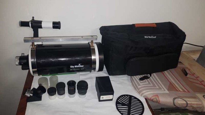 VENDO: SKYMAX 127 Black Diamond con borsa originale e oculari Meade e ...